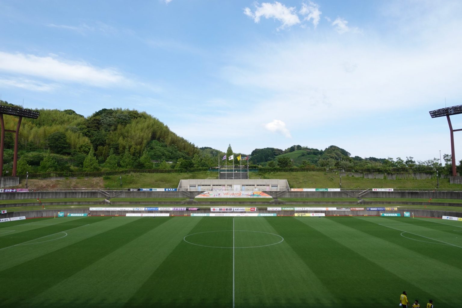 藤枝総合運動公園サッカー場で観戦 - さかとり